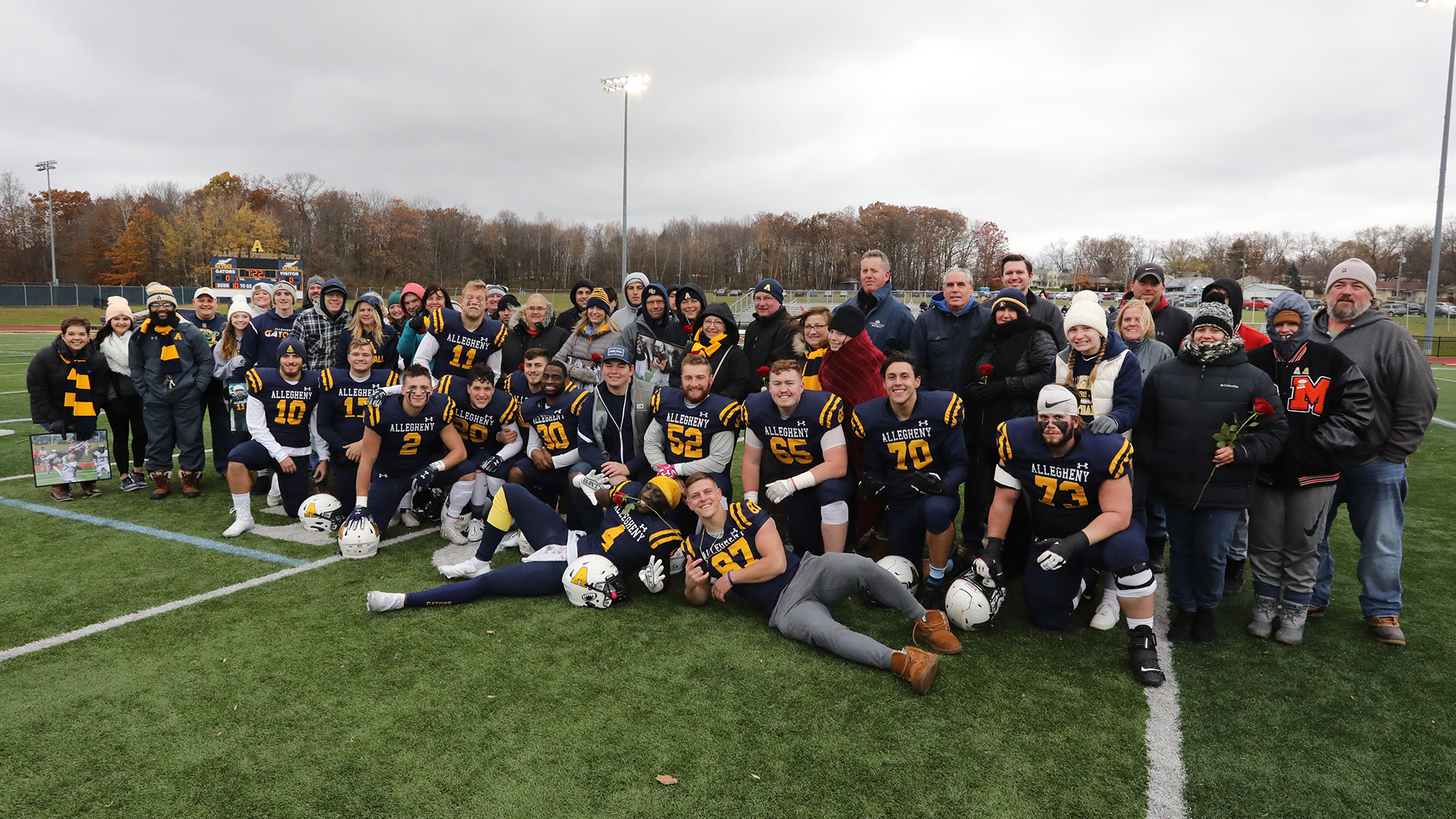 Gators rally past Yeomen, 42-38, to close out 2021 - Allegheny College ...