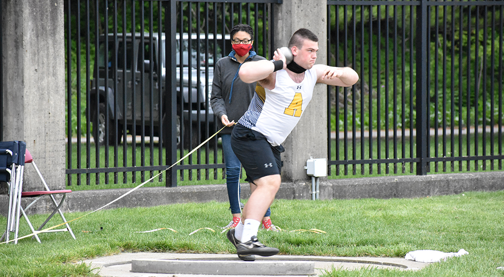 Gators shine at Wittenberg Steemer Showcase - Allegheny College Athletics