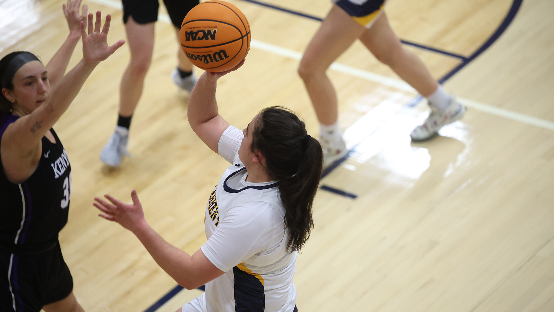 Late run pushes Geneva past Gators - Allegheny College Athletics