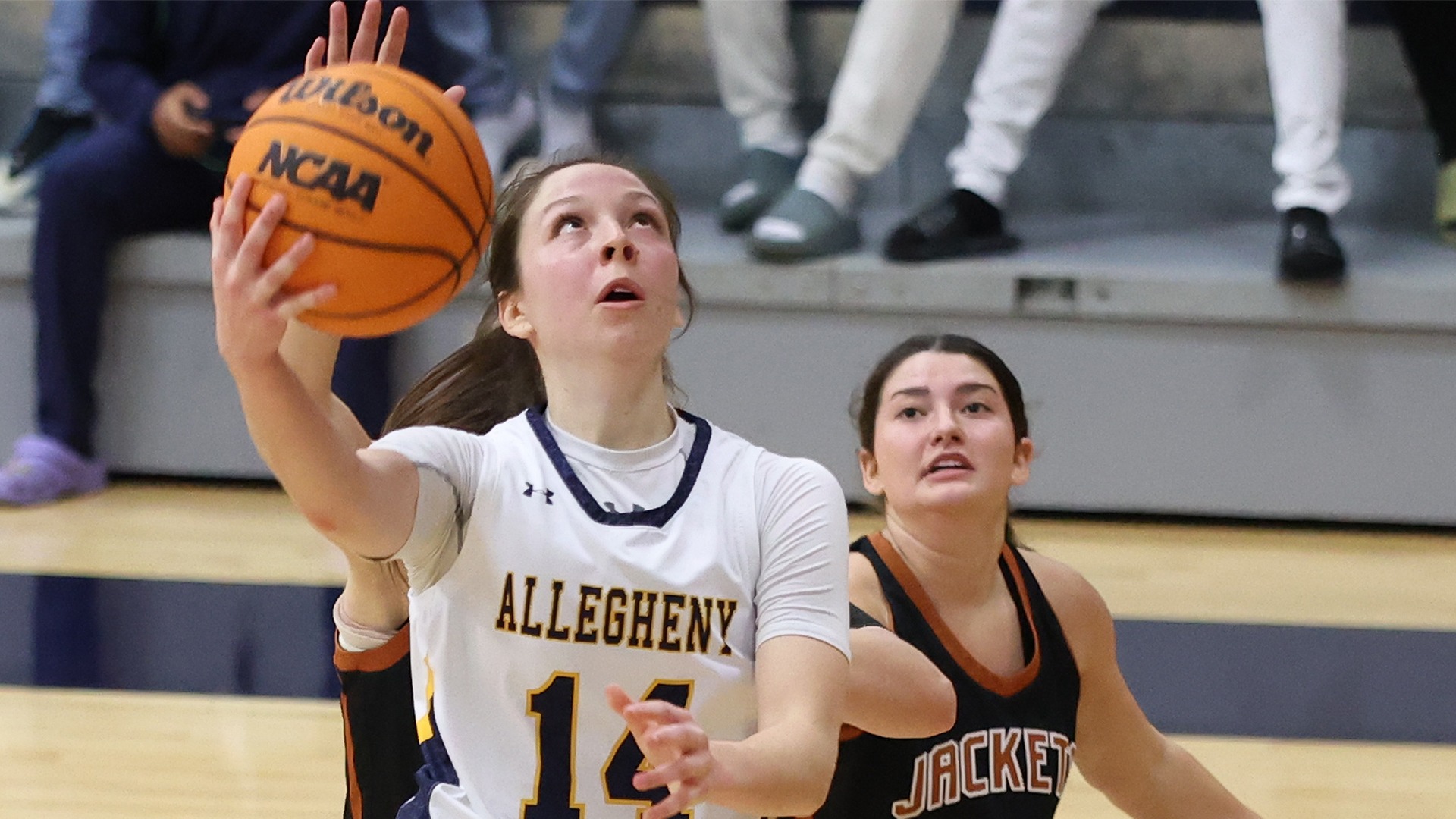 Fast Start Propels Gators Past Yellow Jackets - Allegheny College Athletics