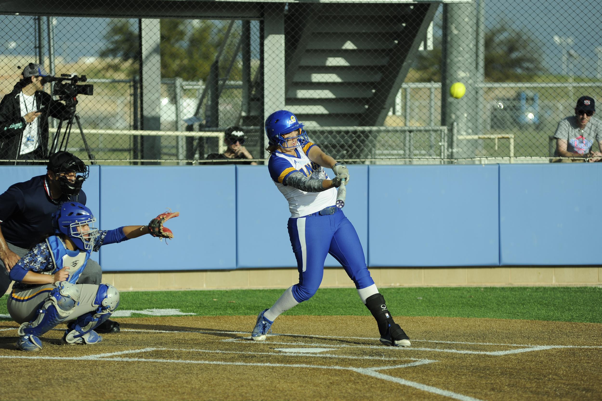 Kenedy Urbany - Softball - Angelo State University Athletics