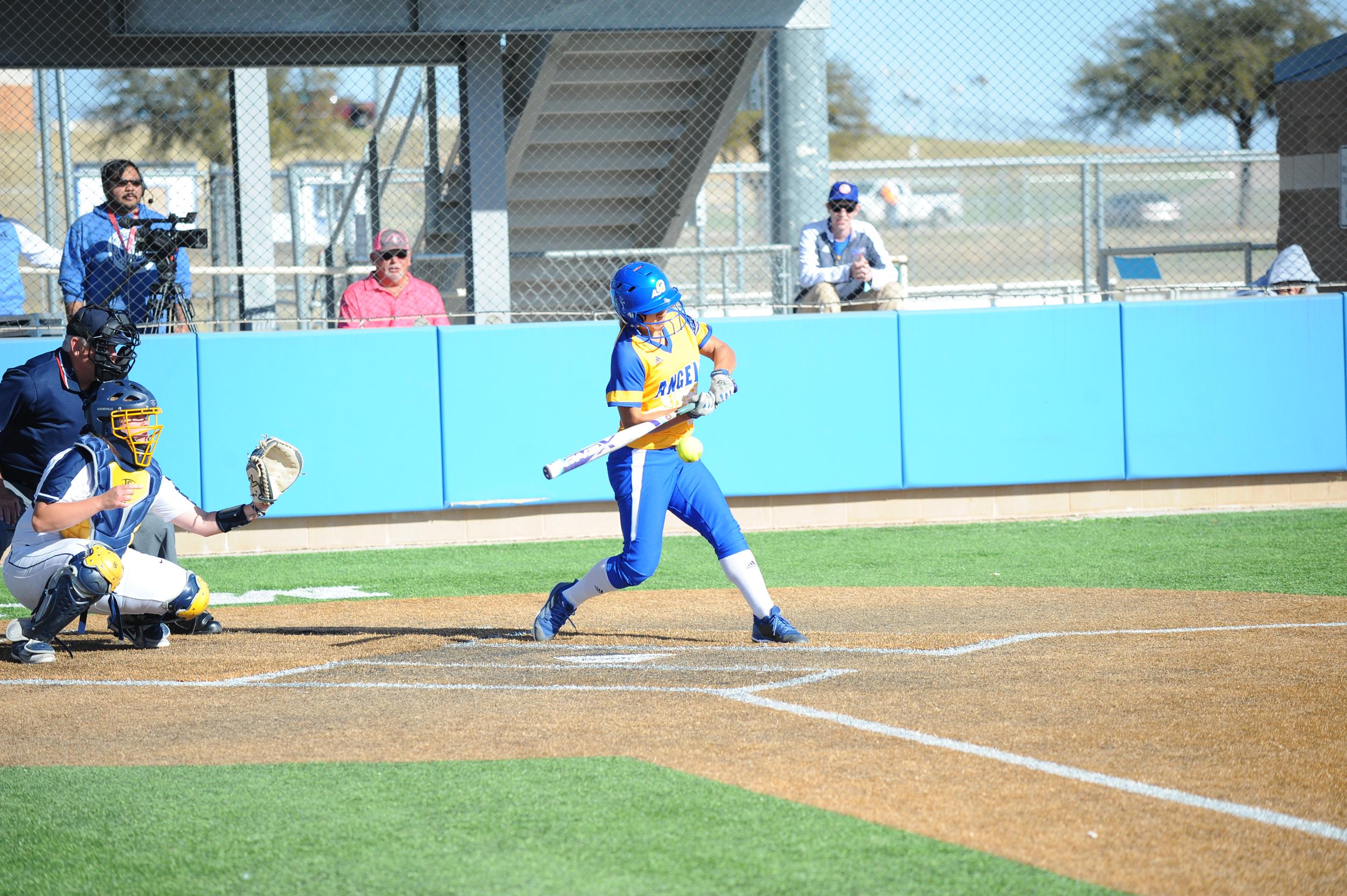 Bailey Wallace - Softball - Angelo State University Athletics