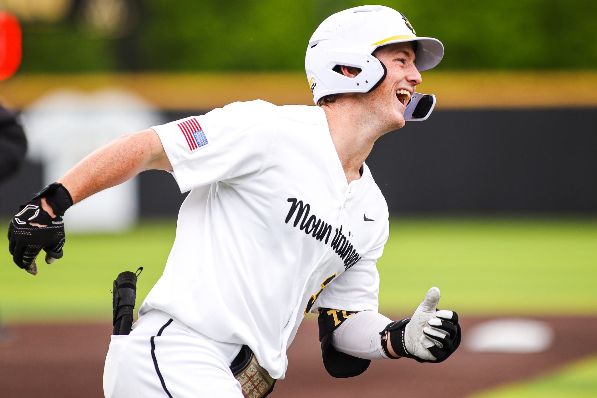 Tolley Named SBC Newcomer of the Year, Headlines All-Conference Honors ...