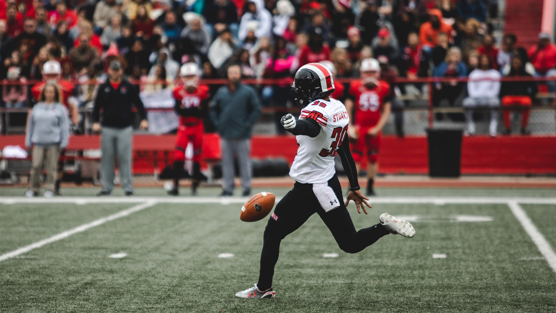 Devin Stuart - Football - Austin Peay State University Athletics