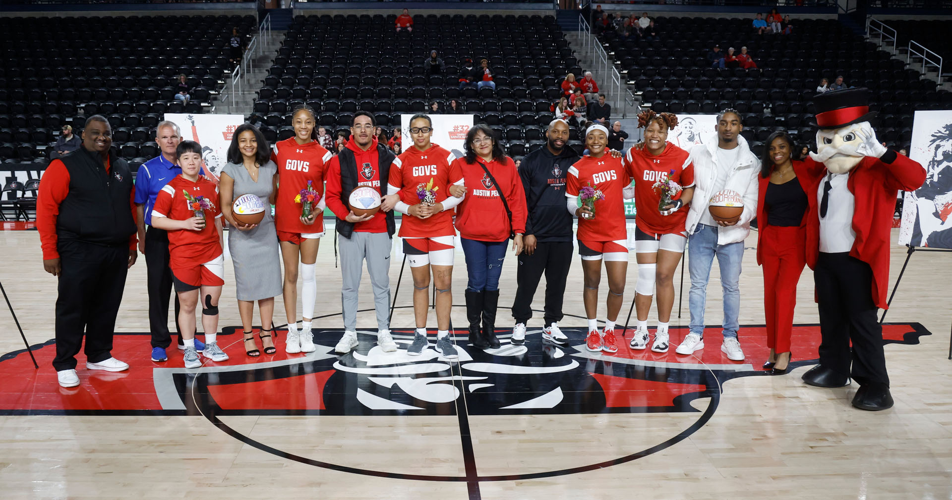 Govs Fall at Buzzer to North Alabama - Austin Peay State University ...