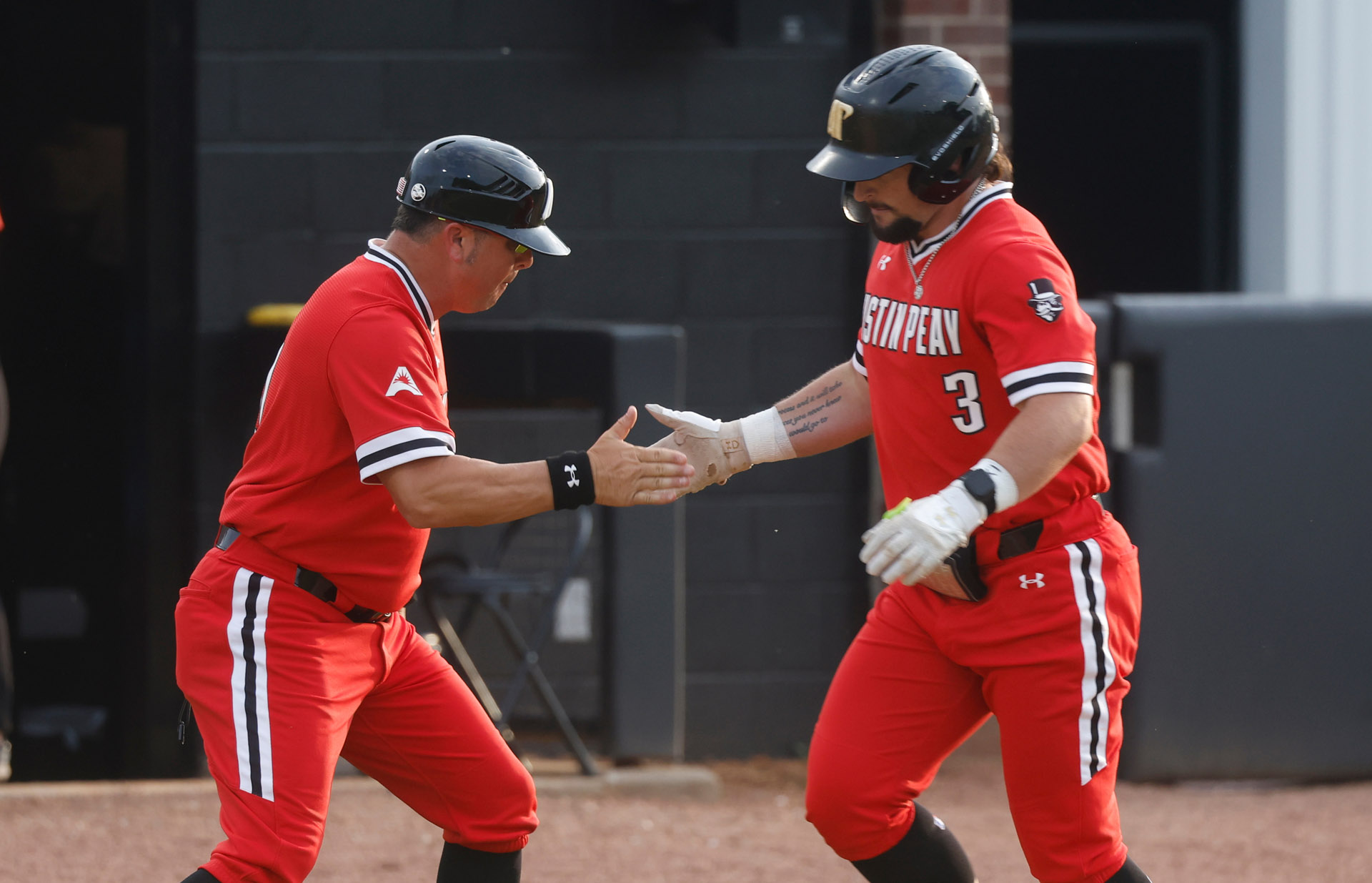 Cardiac Govs Rise Up With Ninth-Inning Rally to Stun Bears - Austin ...
