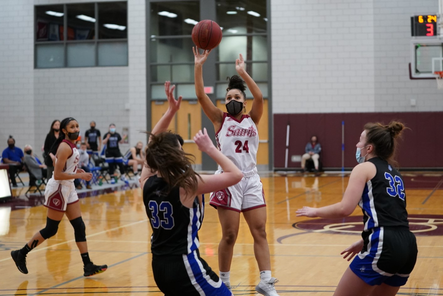 Mauriya Barnes - 2022-23 - Women's Basketball - Aquinas College