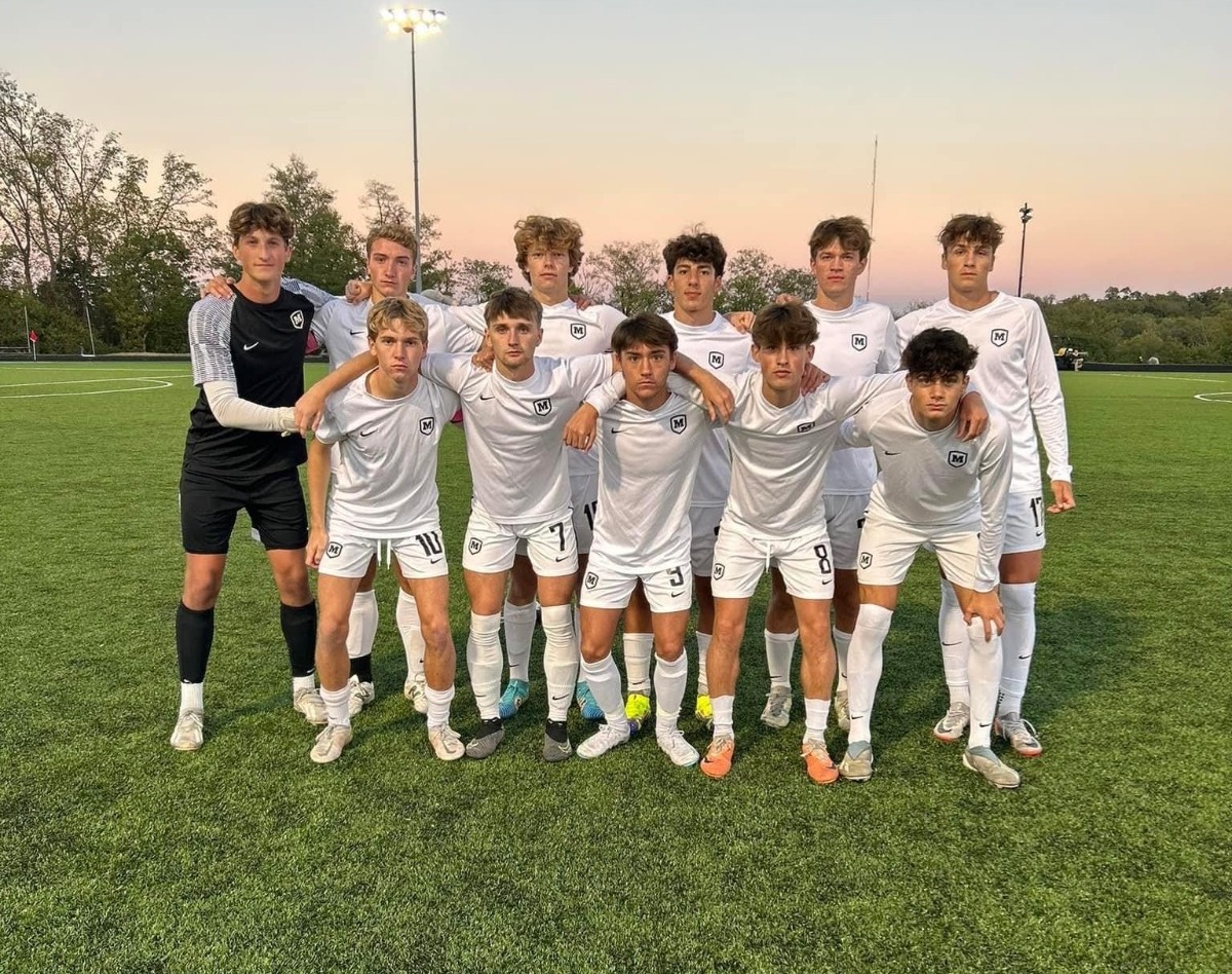 #1 Moeller sweeps the GCL South - Archbishop Moeller Crusaders Athletics