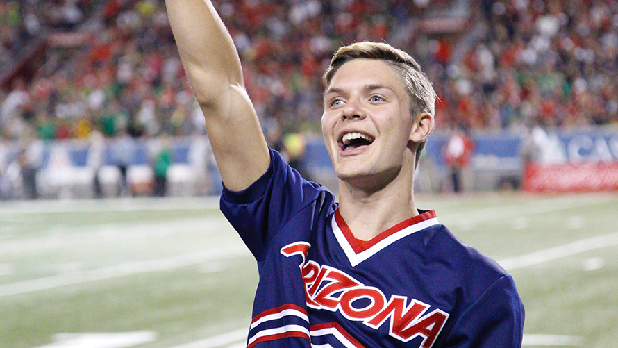 Tyler M - Cheerleading - University of Arizona Athletics