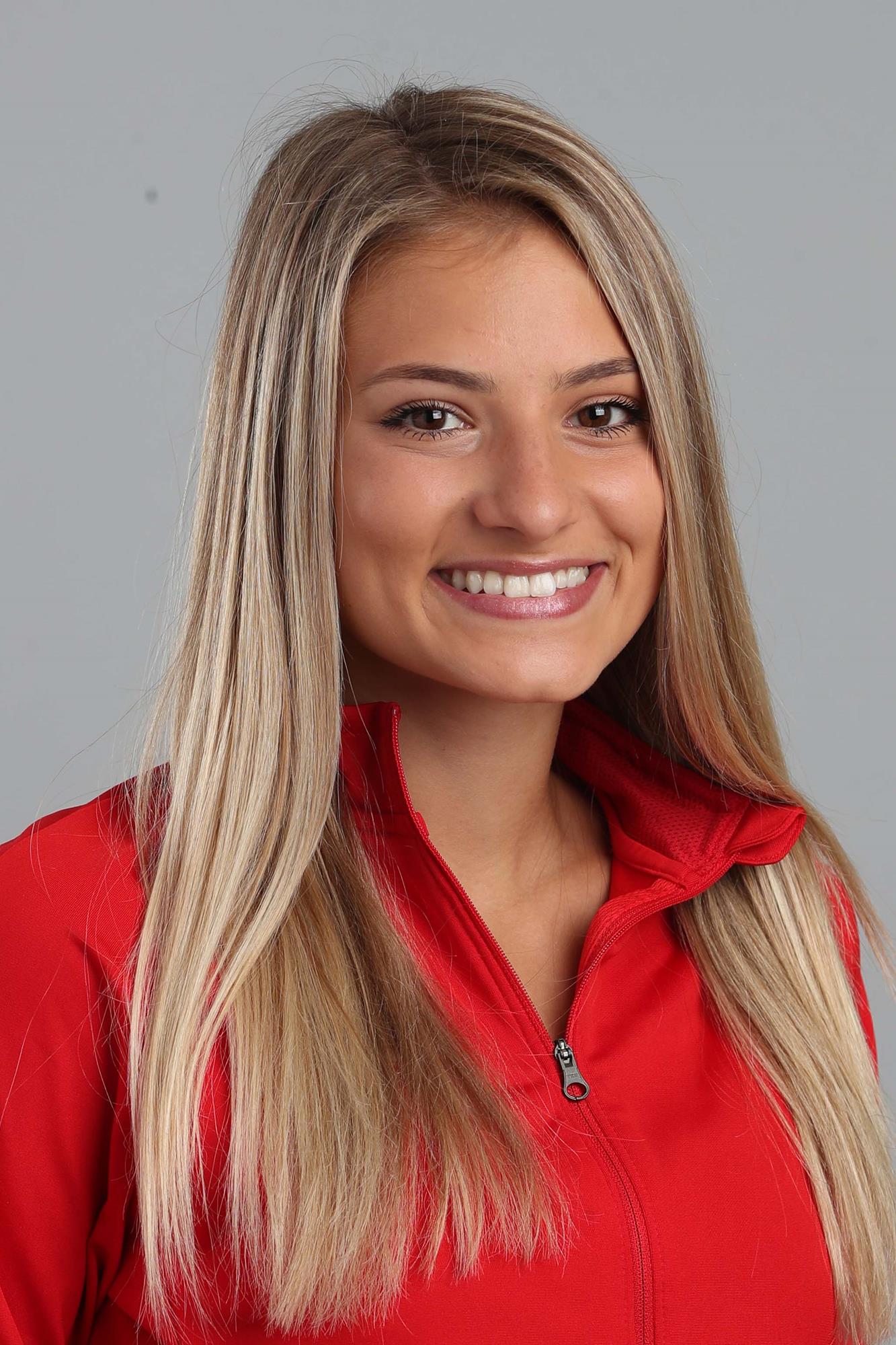 Hailey Holzer - Gymnastics Coach - University of Arizona Athletics
