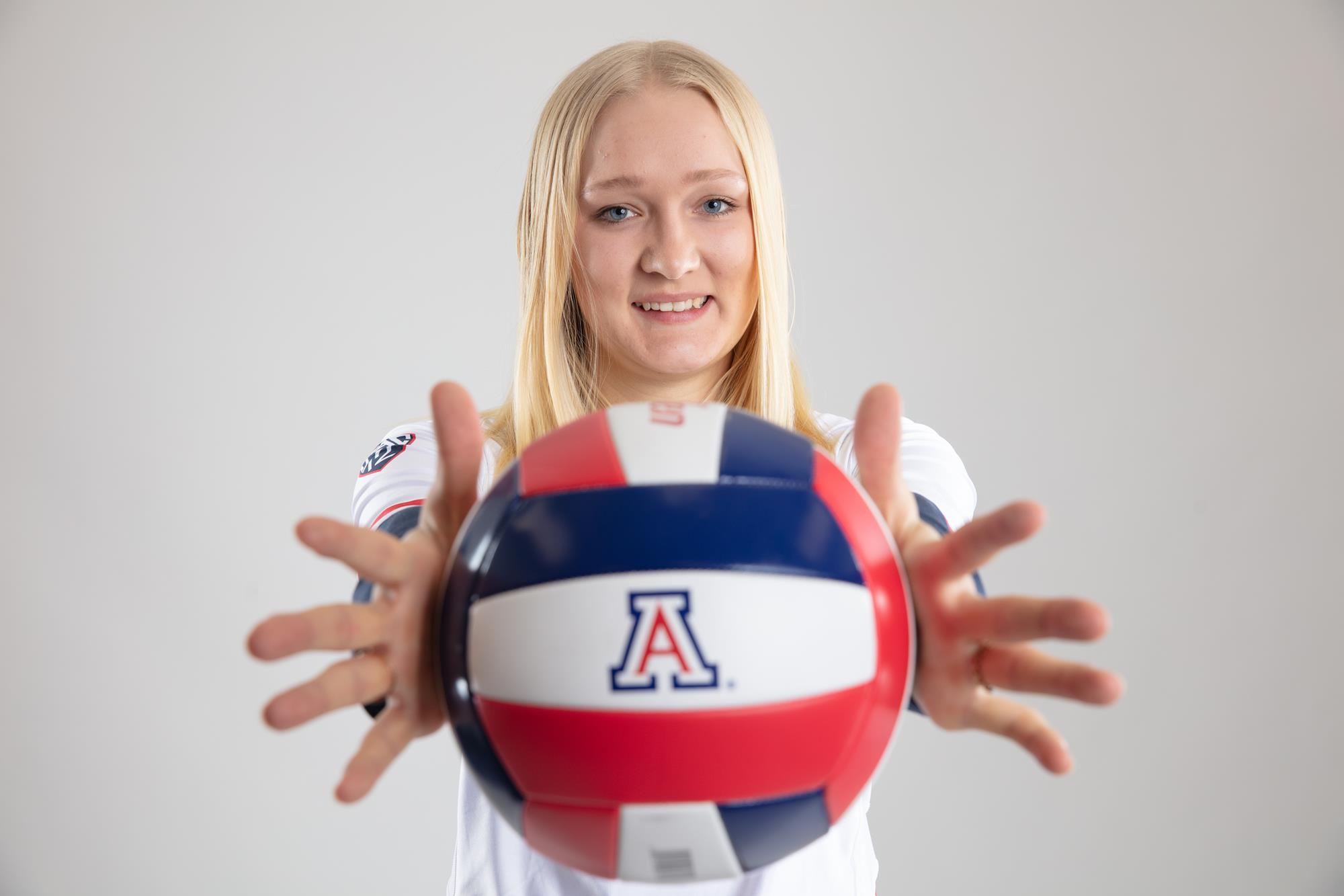 Merle Weidt - Volleyball - University of Arizona Athletics