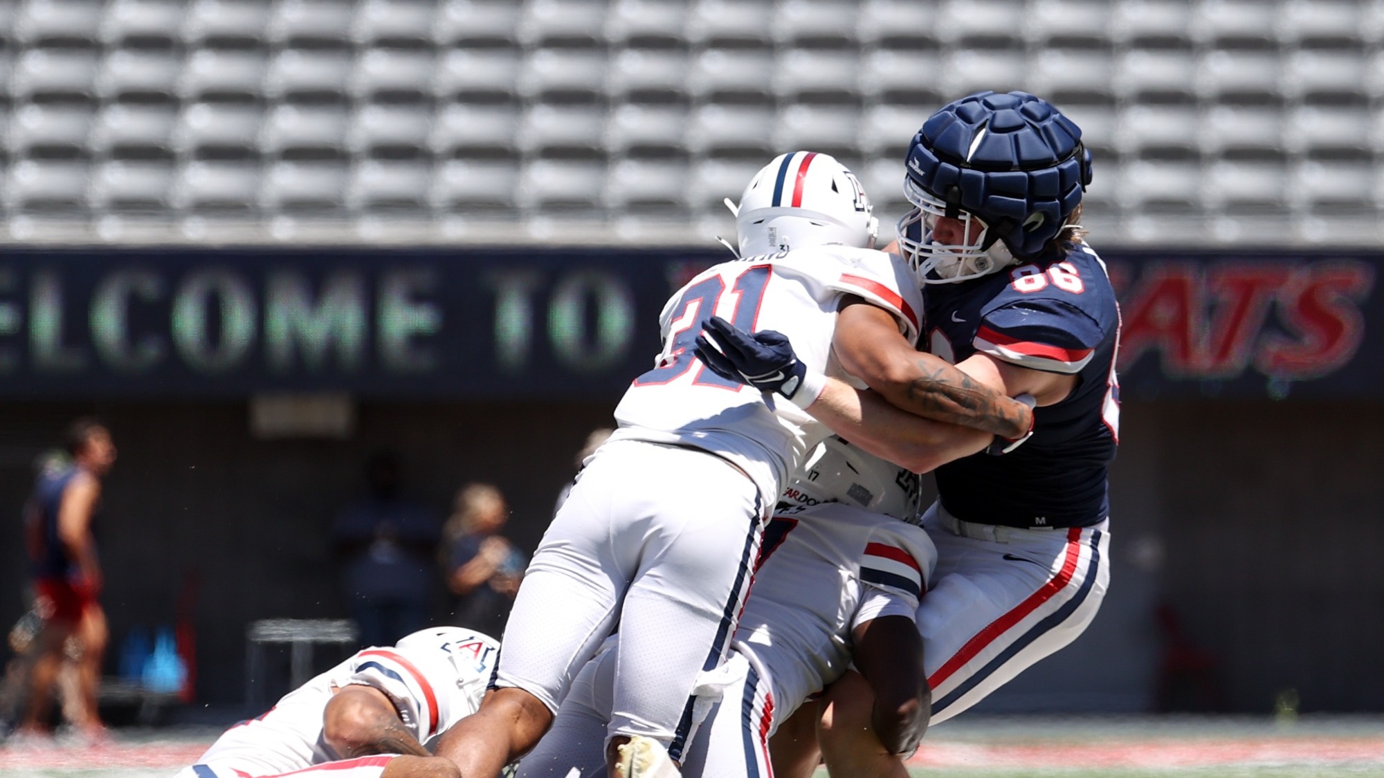 Cruz Rushing - Football - University of Arizona Athletics