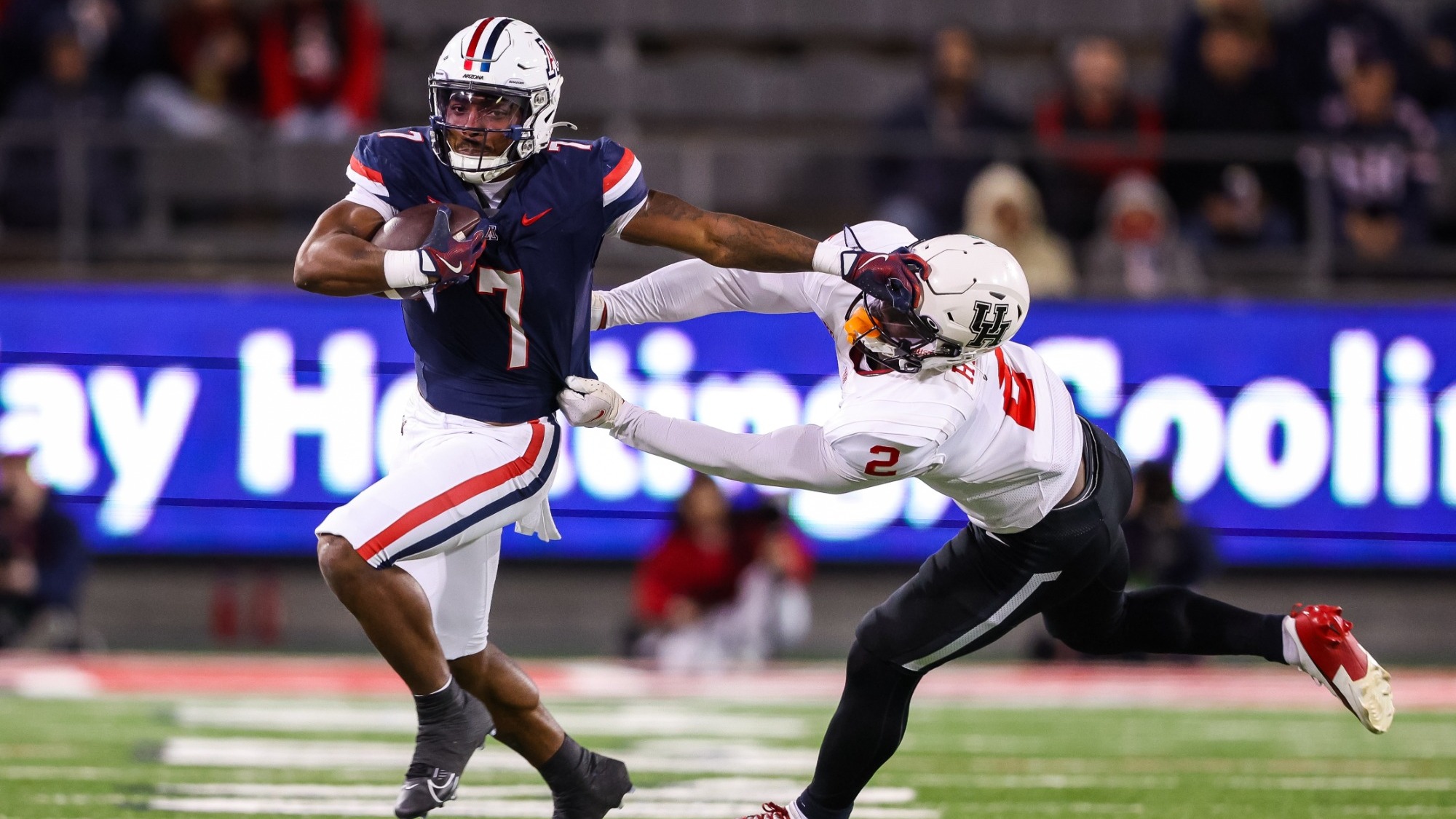 Tacario Davis Named Semifinalist for Paycom Jim Thorpe Award ...