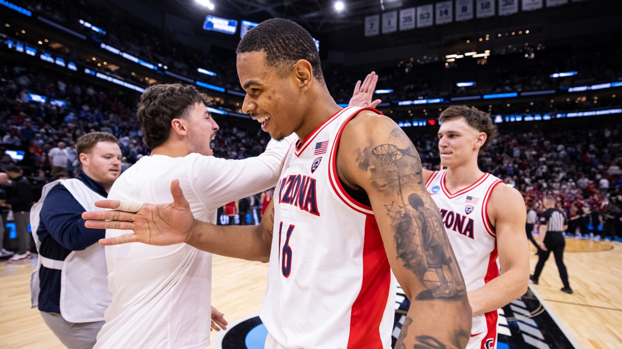 Keshad Johnson - Men's Basketball - University of Arizona Athletics