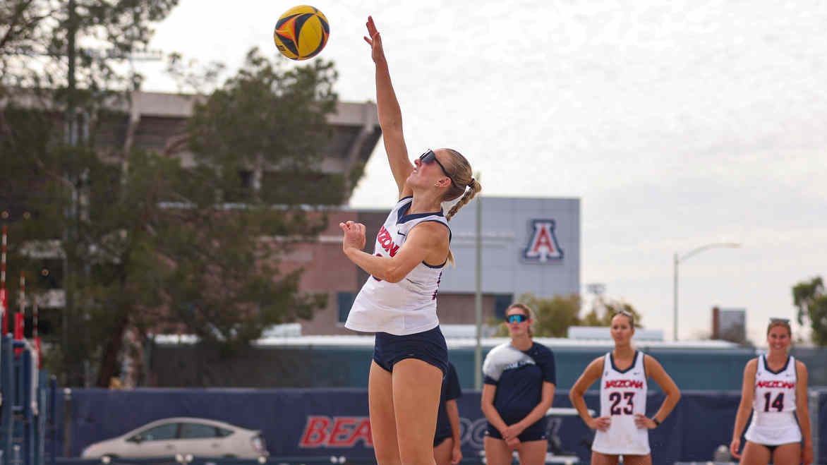 Olivia McElroy - Beach Volleyball - University of Arizona Athletics