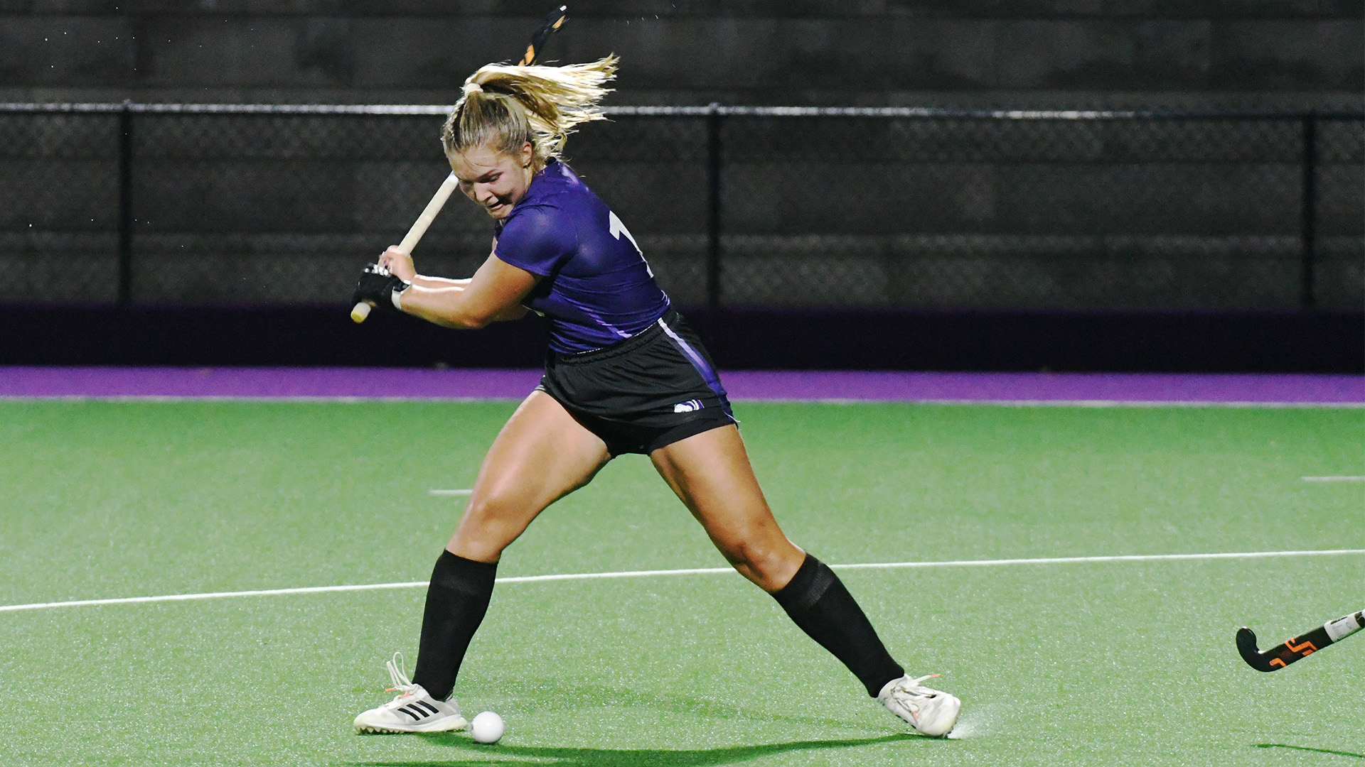 Abbey Kays keys #7 Mammoths 3-0 shutout of Camels - Amherst College