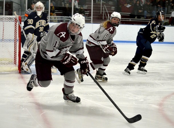 Claire Cripps - Women's Ice Hockey - Augsburg University Athletics