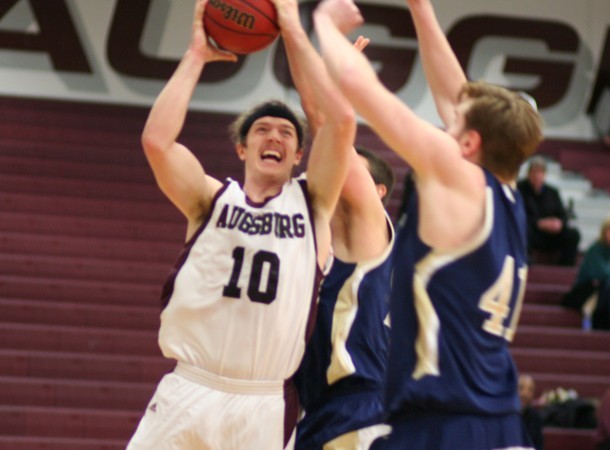 Noah Veach - Men's Basketball - Augsburg University Athletics