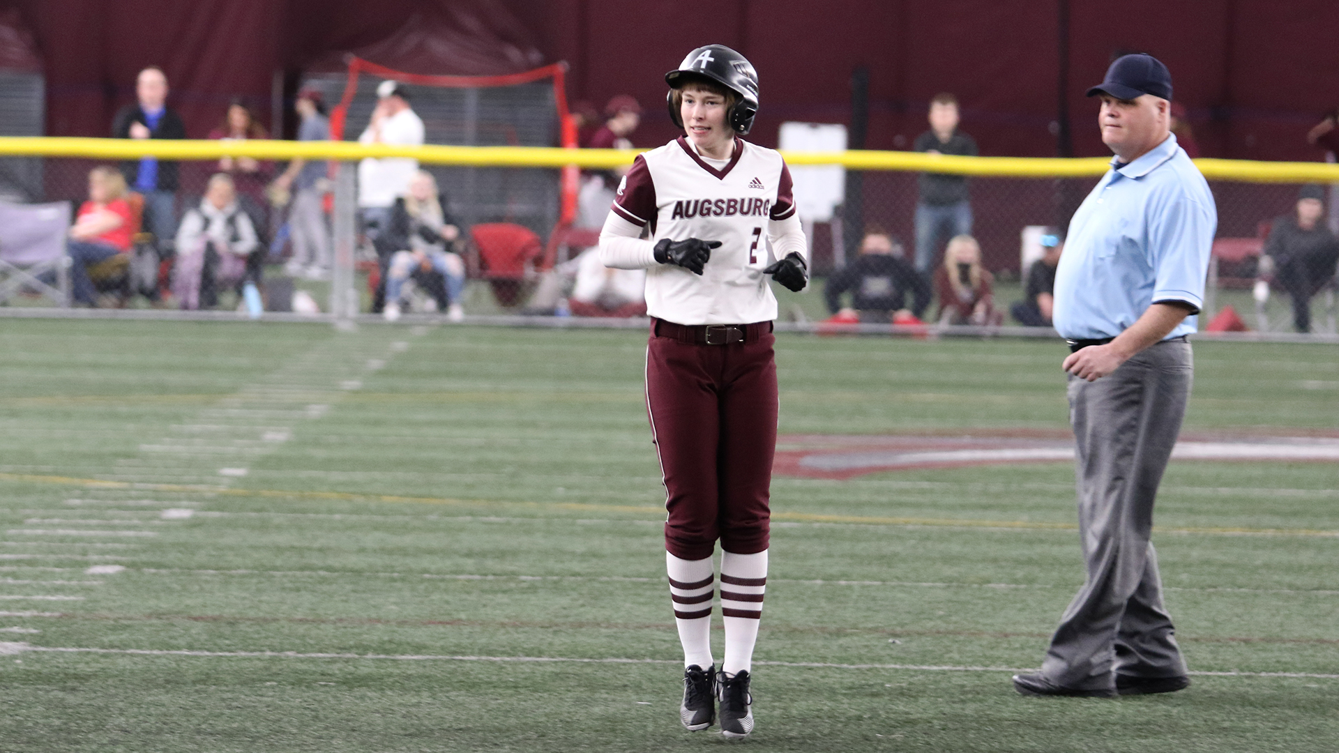 Manecke gets 4 hits in pair of games - Augsburg University Athletics