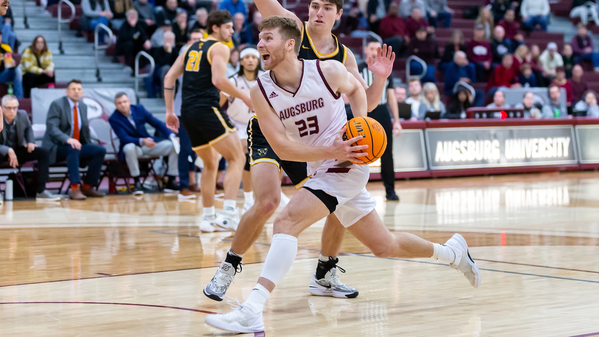 Colin Meade - Men's Basketball - Augsburg University Athletics
