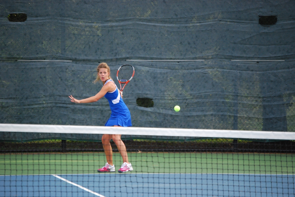 Elizabeth Pfaff - Women's Tennis - Aurora University Athletics