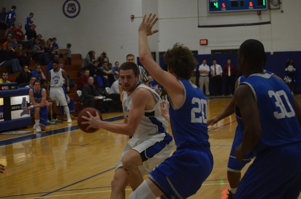 Joe Kwiatkowski - Men's Basketball - Aurora University Athletics