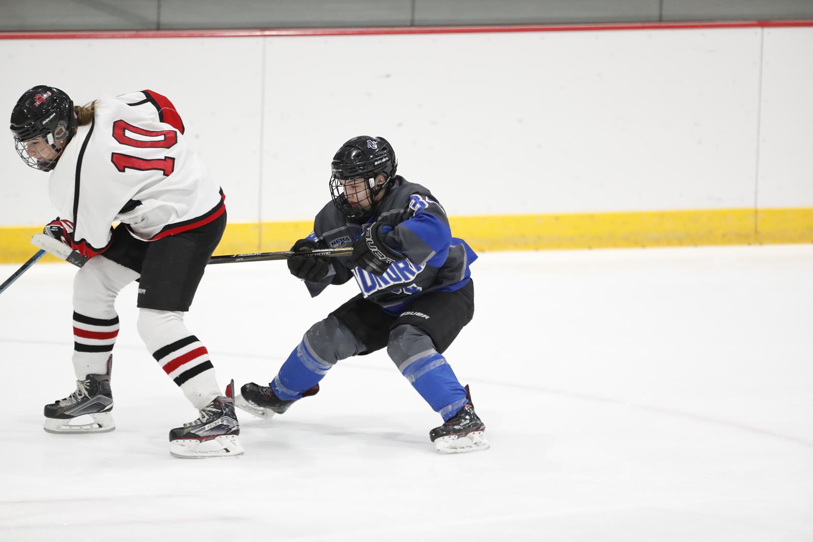 Lexie Martinez - Women's Hockey (NCAA) - Aurora University Athletics