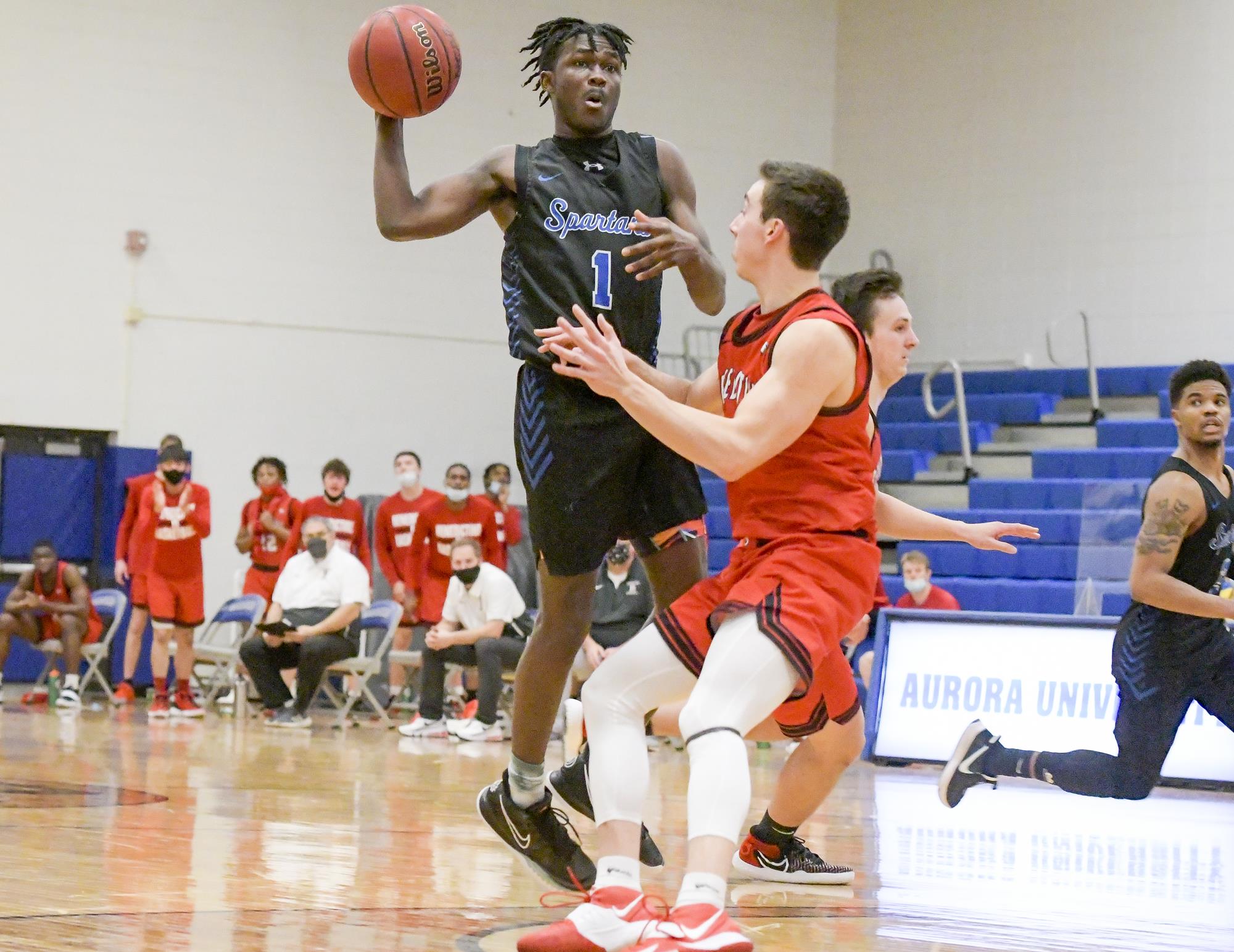 Spartans fall in defensive struggle - Aurora University Athletics