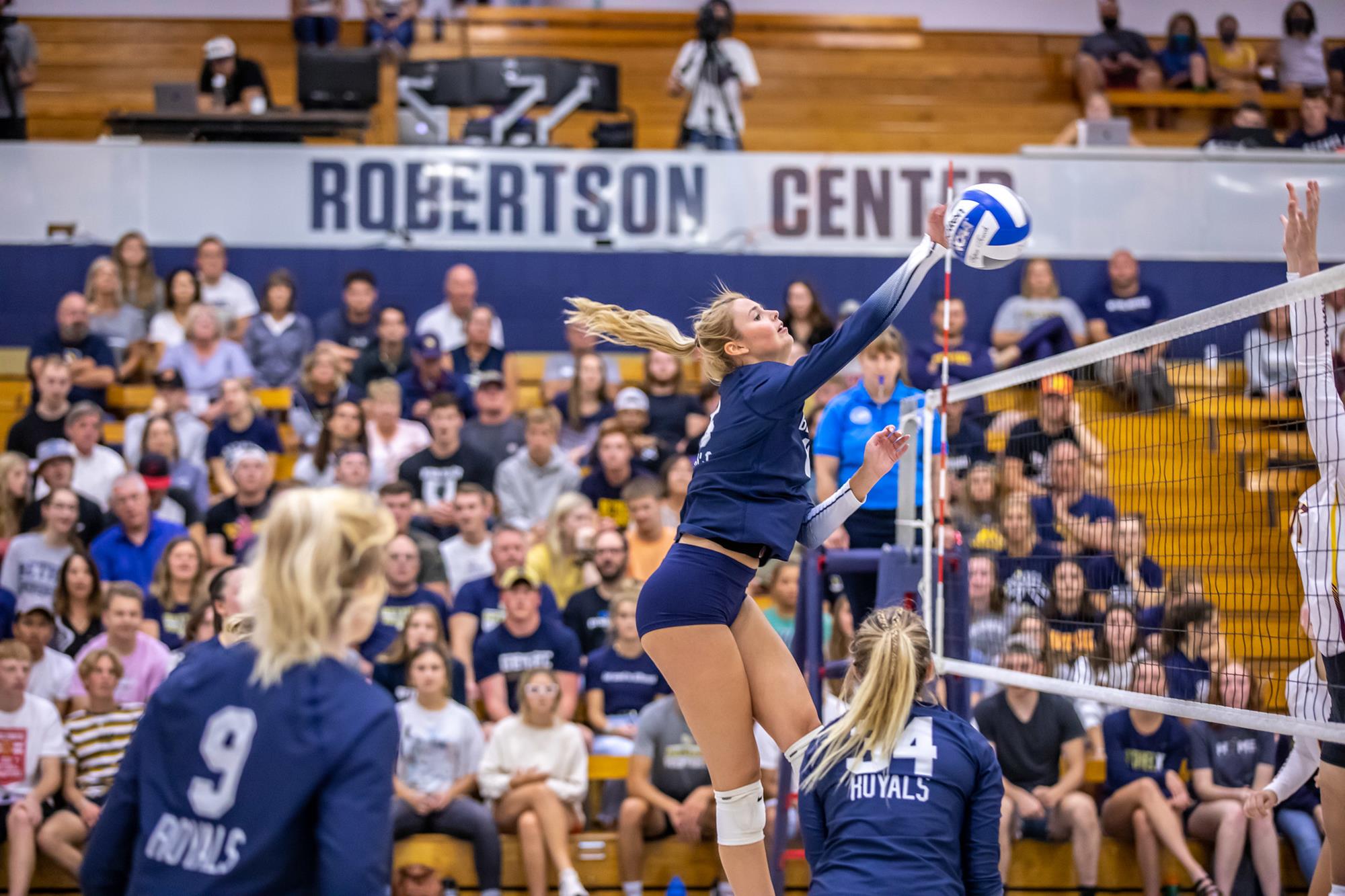 Natalie Hallstrom - Volleyball - Bethel University Athletics