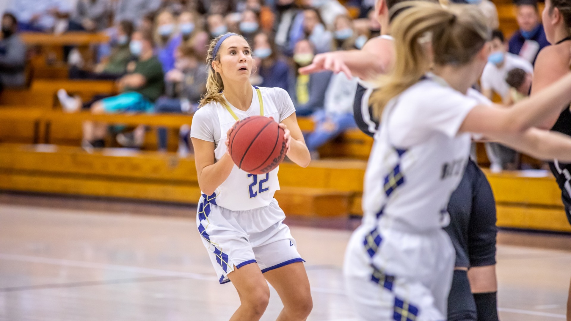 Women’s Basketball Comeback Efforts Fall Short in Season Opener ...