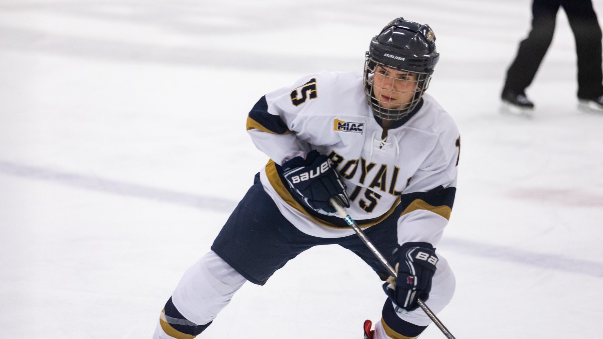 Lindsey Muntifering - Women's Hockey - Bethel University Athletics