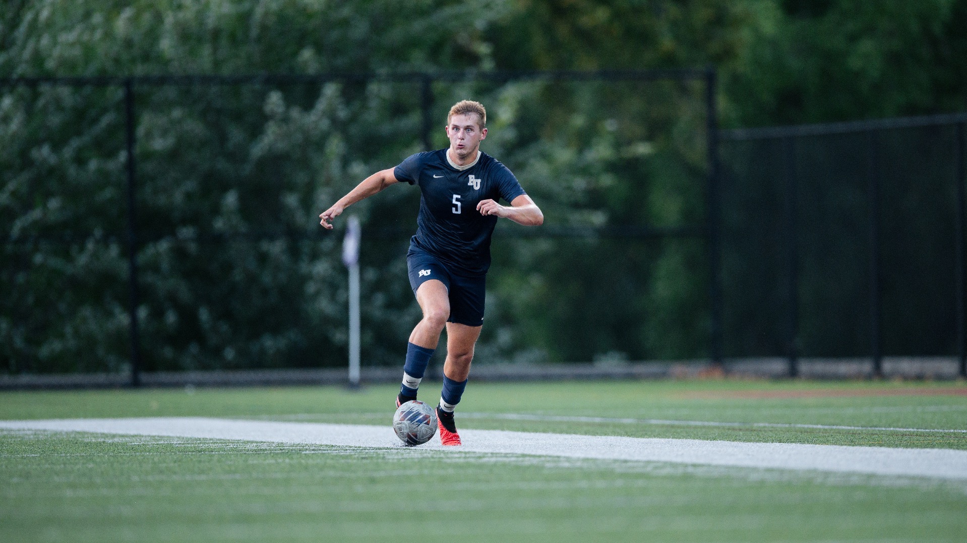 Royals Outlast Polars - Bethel University Athletics