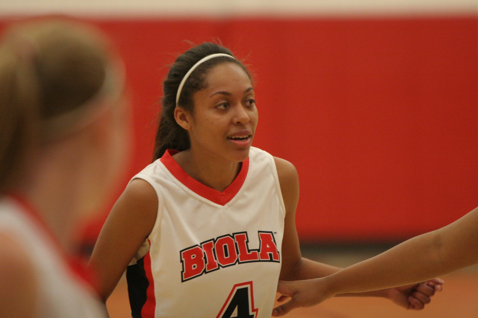 Desiree Robinson - Women's Basketball - Biola University Athletics