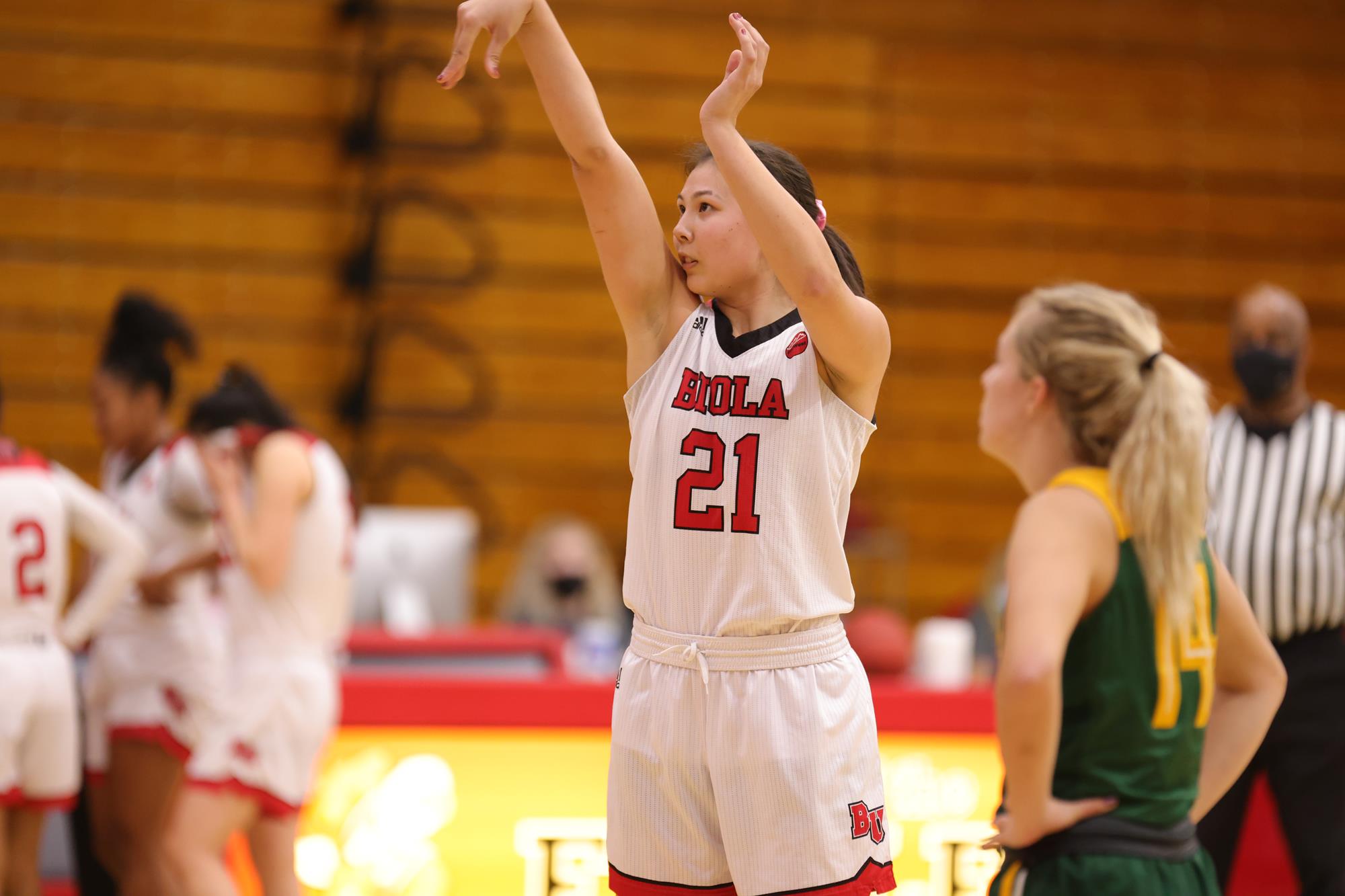 Madi Chang - Women's Basketball - Biola University Athletics