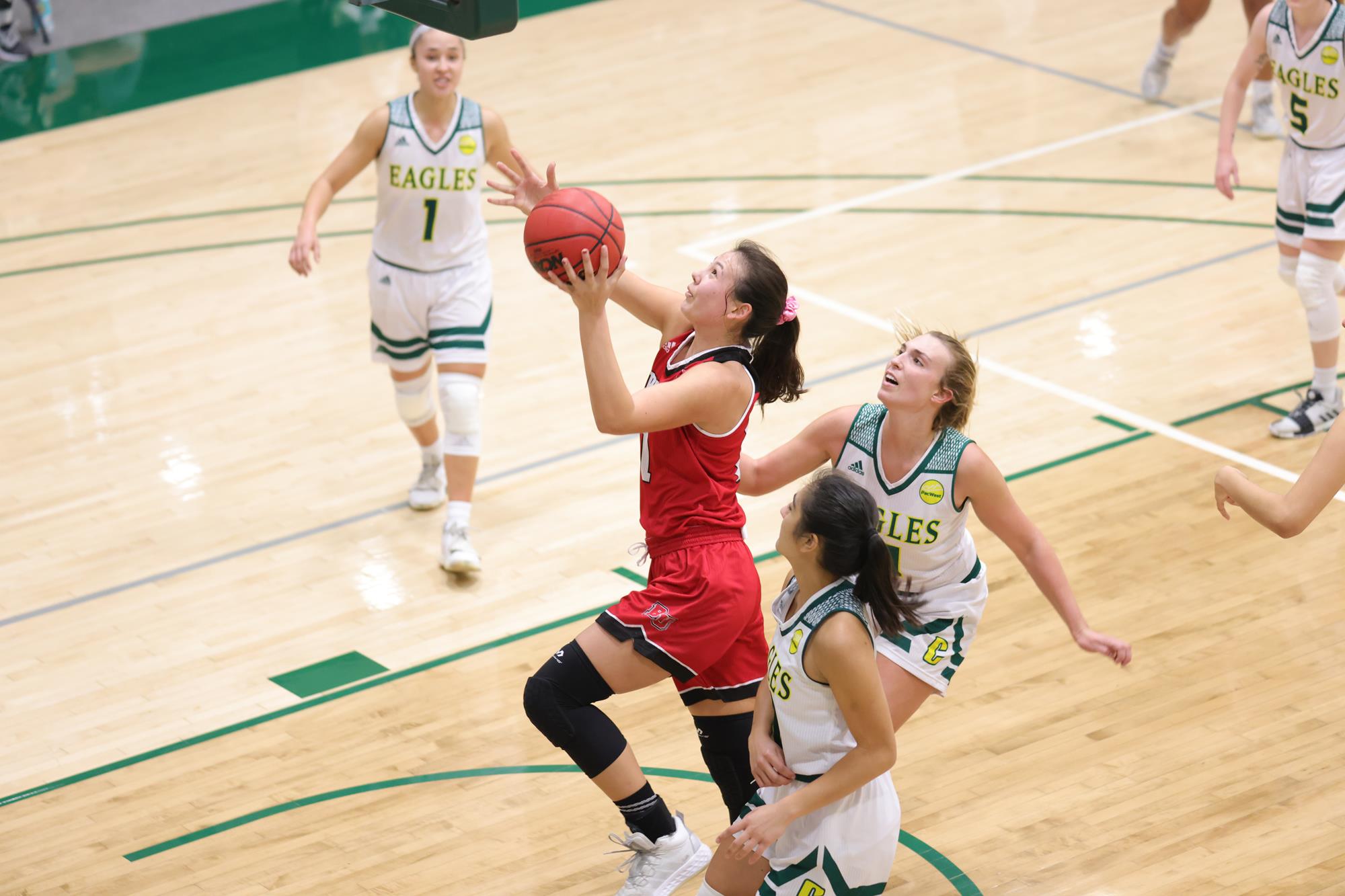 Madi Chang - Women's Basketball - Biola University Athletics