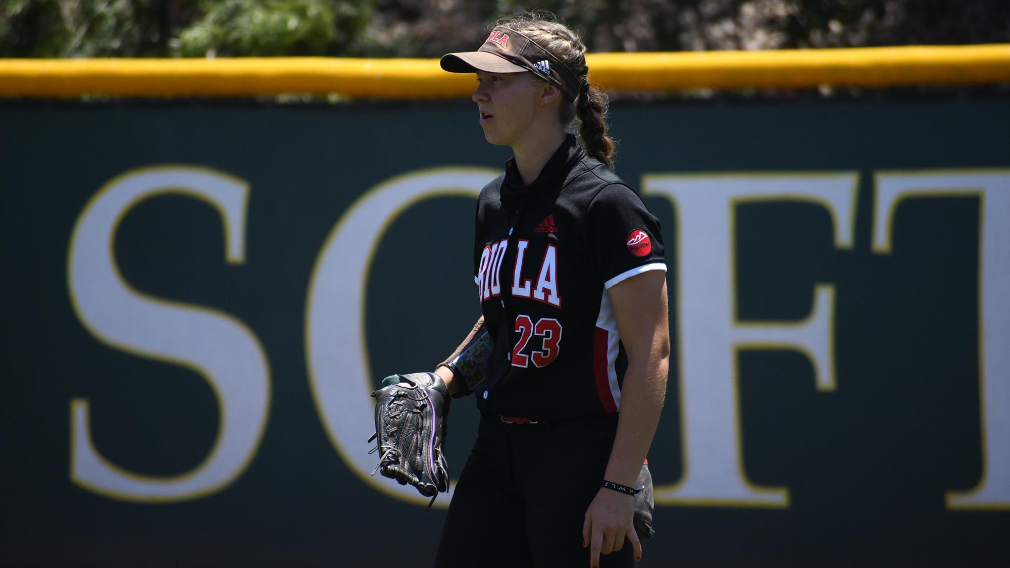 Allie Beck - Softball - Biola University Athletics