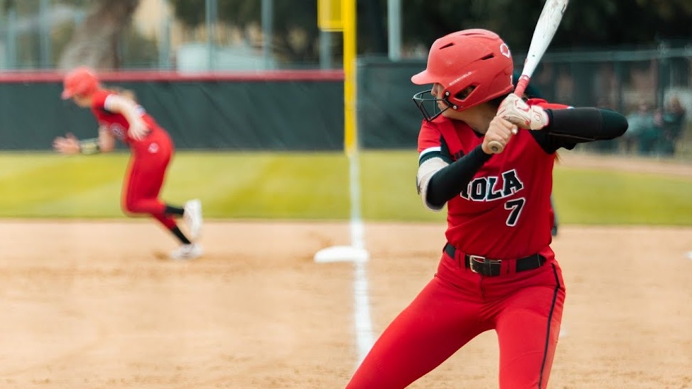 Eagles Walk It Off (Twice) - Biola University Athletics