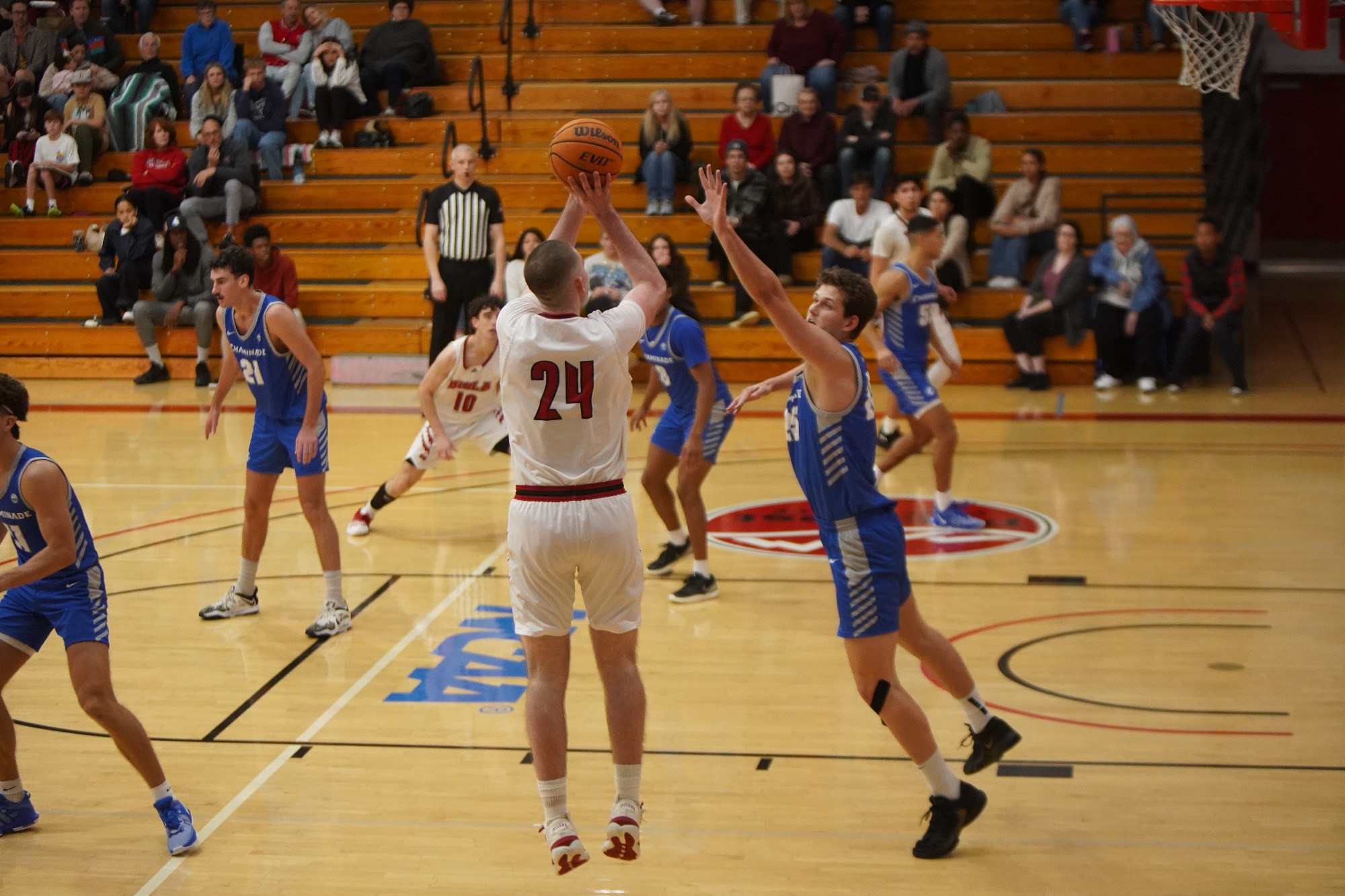 Slow First Half Hampers Eagles - Biola University Athletics