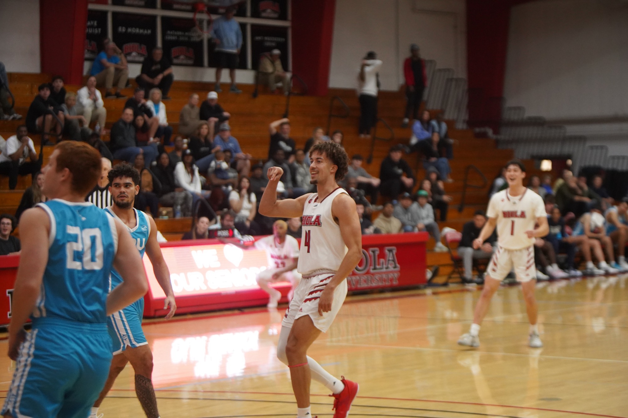 Sizzling on Senior Night - Biola University Athletics