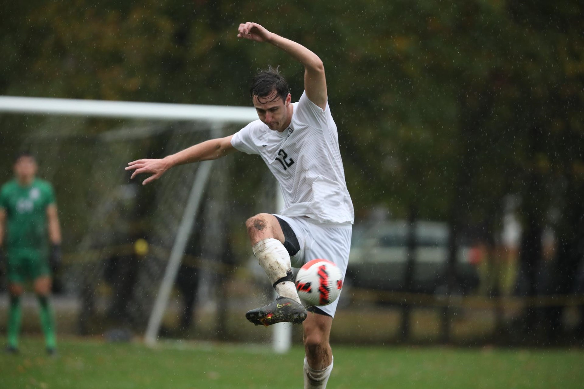 Bowdoin and Tufts Play to 1-1 Deadlock in Wet Regular Season Finale ...