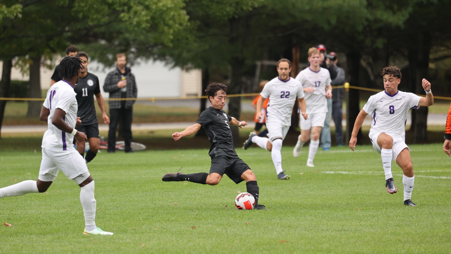 Men's Soccer Handles Husson for Wednesday Win - Bowdoin College