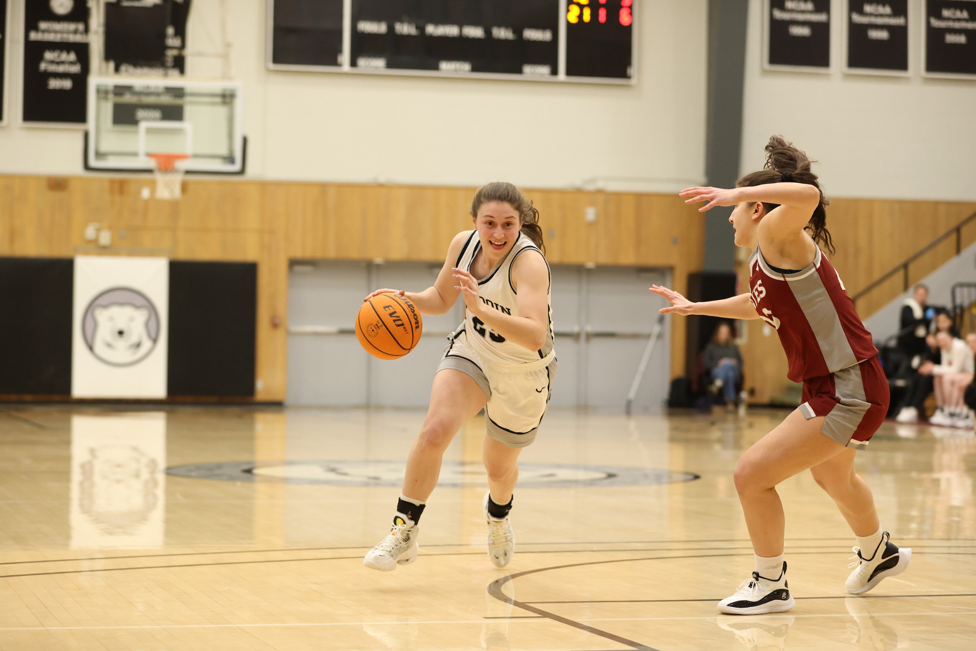 Women's Hoops Posts Comeback Win at St. Joseph's - Bowdoin College
