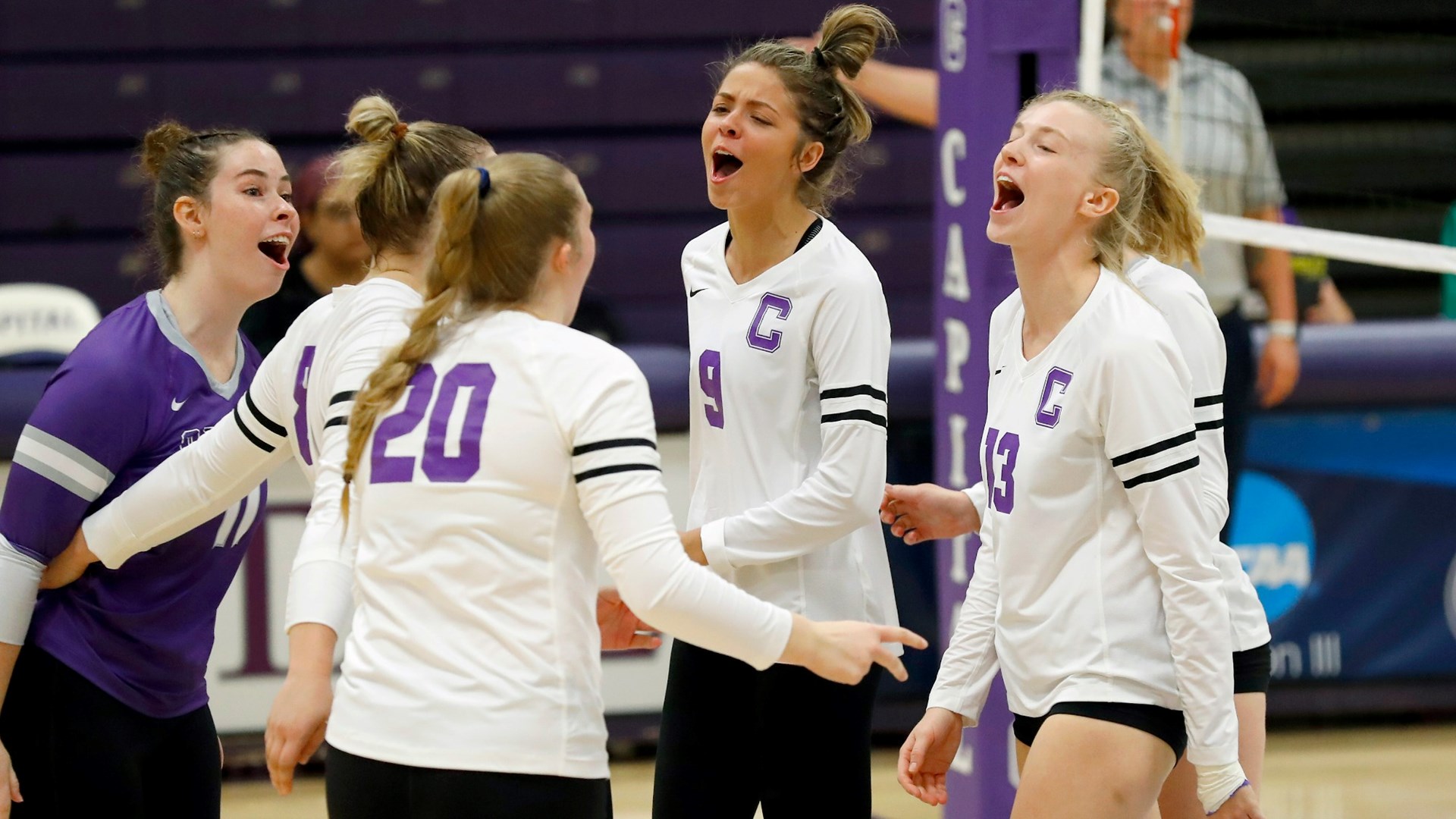 Volleyball Rolls On with 3-0 Win Over Oberlin - Capital University