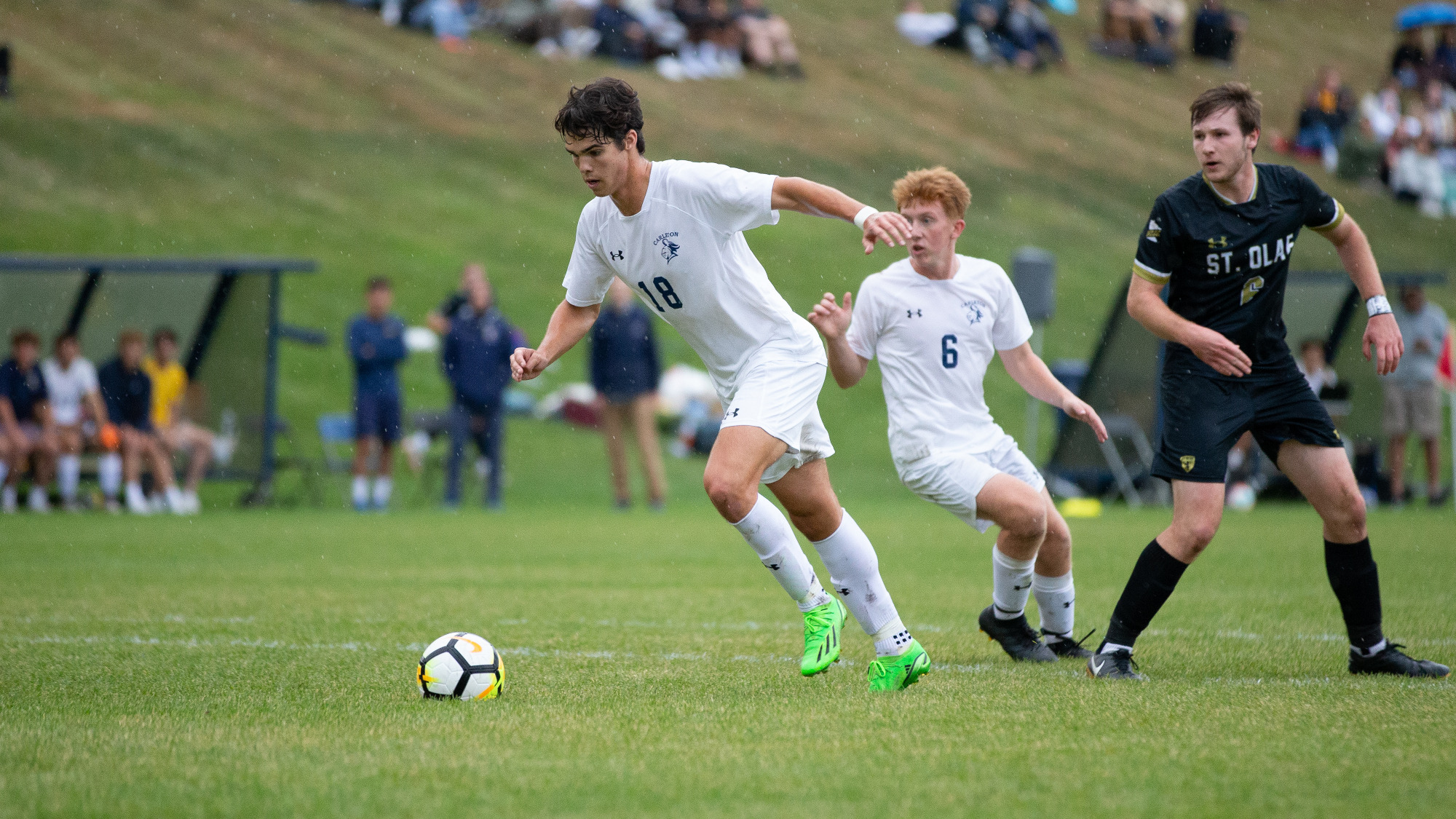 Knights continue success vs. St. Olaf with 2-1 triumph - Carleton College