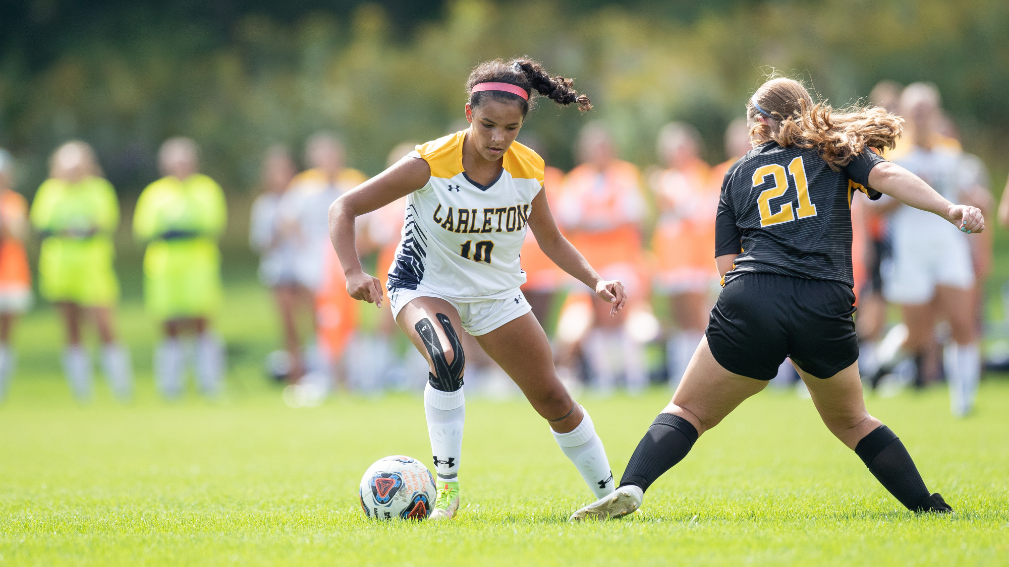 Knights take down Gusties in offensive onslaught - Carleton College