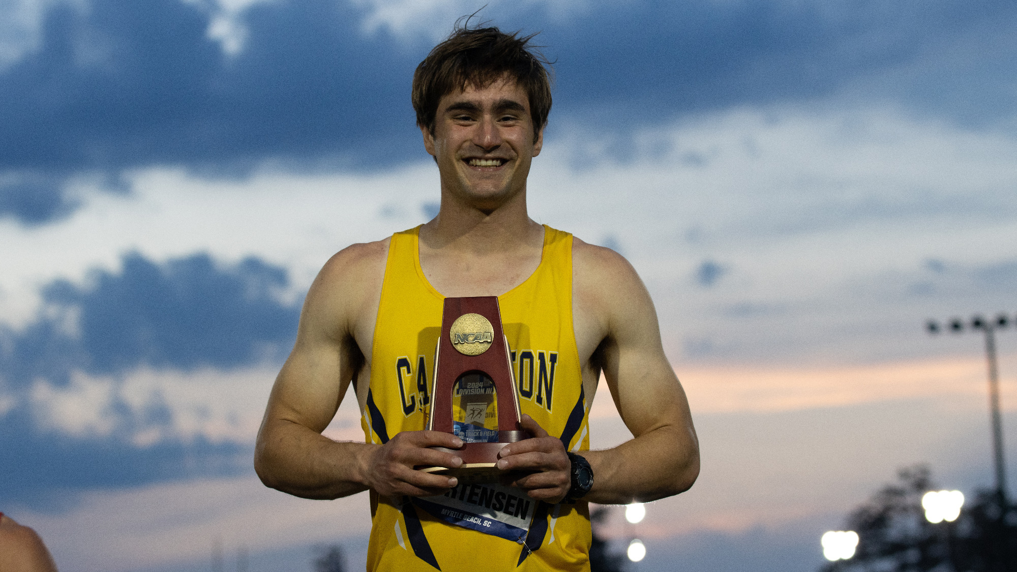 Ian Mortensen wins MIAC Decathlon, Soren Kaster finishes fifth ...