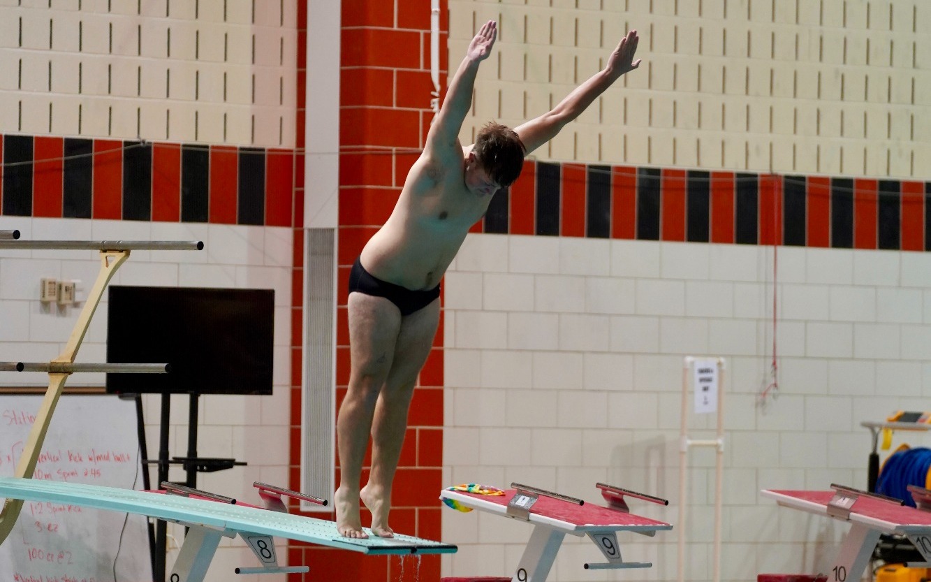 Devon Kuhn - Men's Swimming and Diving - Carthage College Athletics