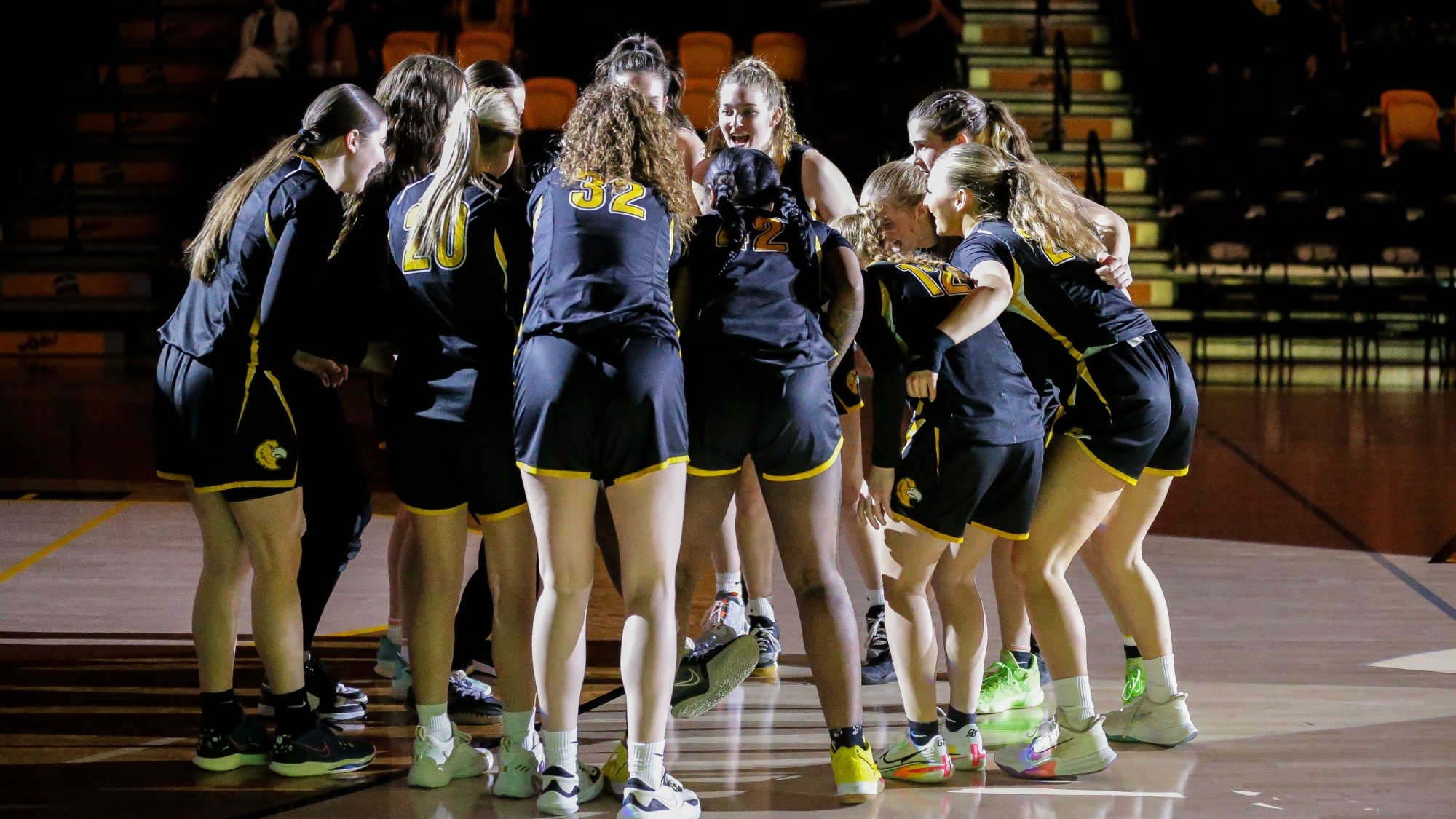 CSI Women's Basketball battles; falls in Final Four - College of ...