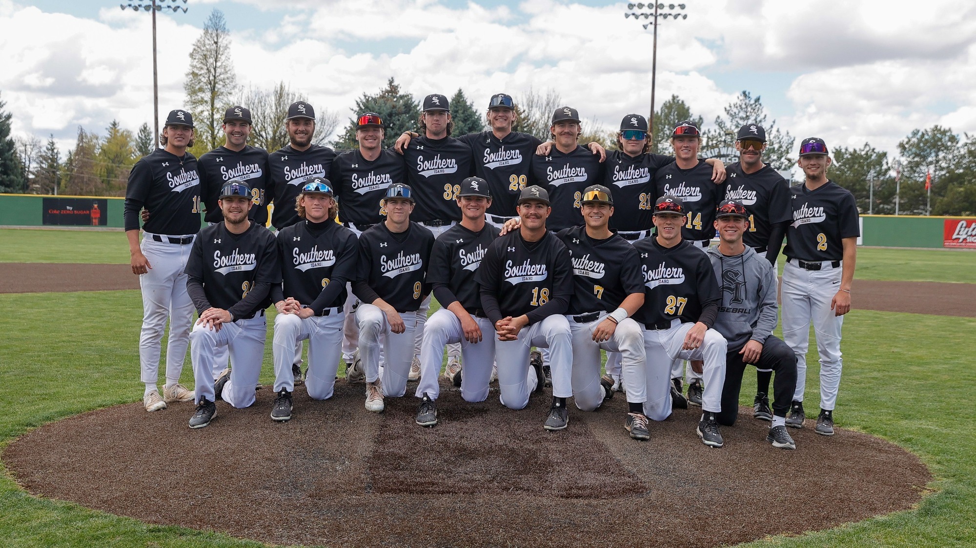 CSI Baseball finishes regular season with two wins on sophomore day ...