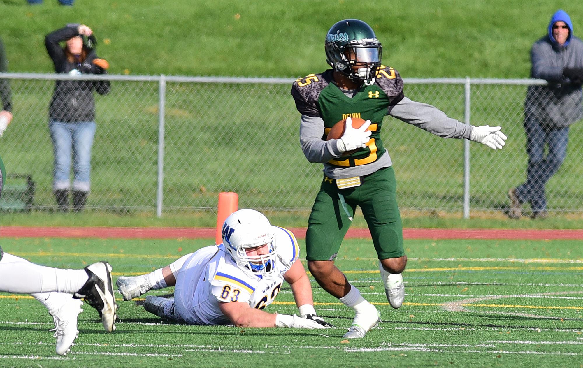 Jalen Mayes - Football - Delaware Valley University Athletics